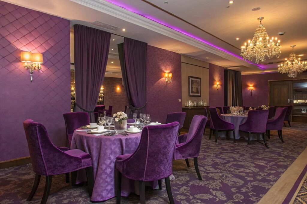 17+ Gorgeous Purple Dining Room Ideas