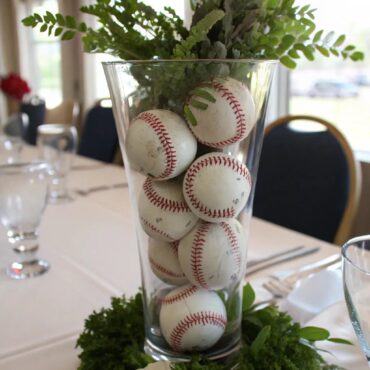 18+ Creative Luau Centerpiece Ideas to Try