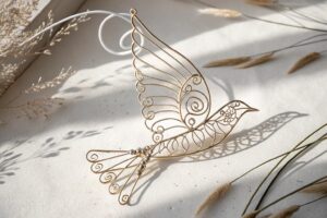 17+ Creative Wire Art Ideas for Your Home Decor